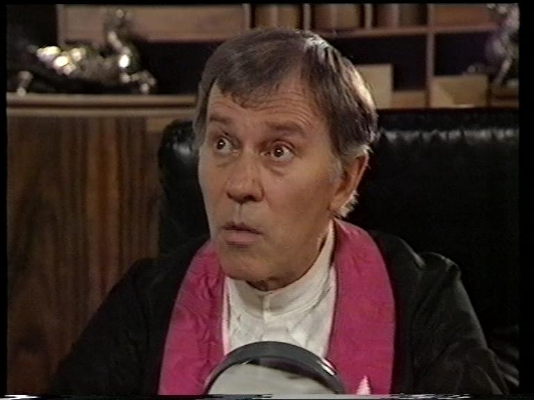 Signing Event 19 - 19th Mary 2011